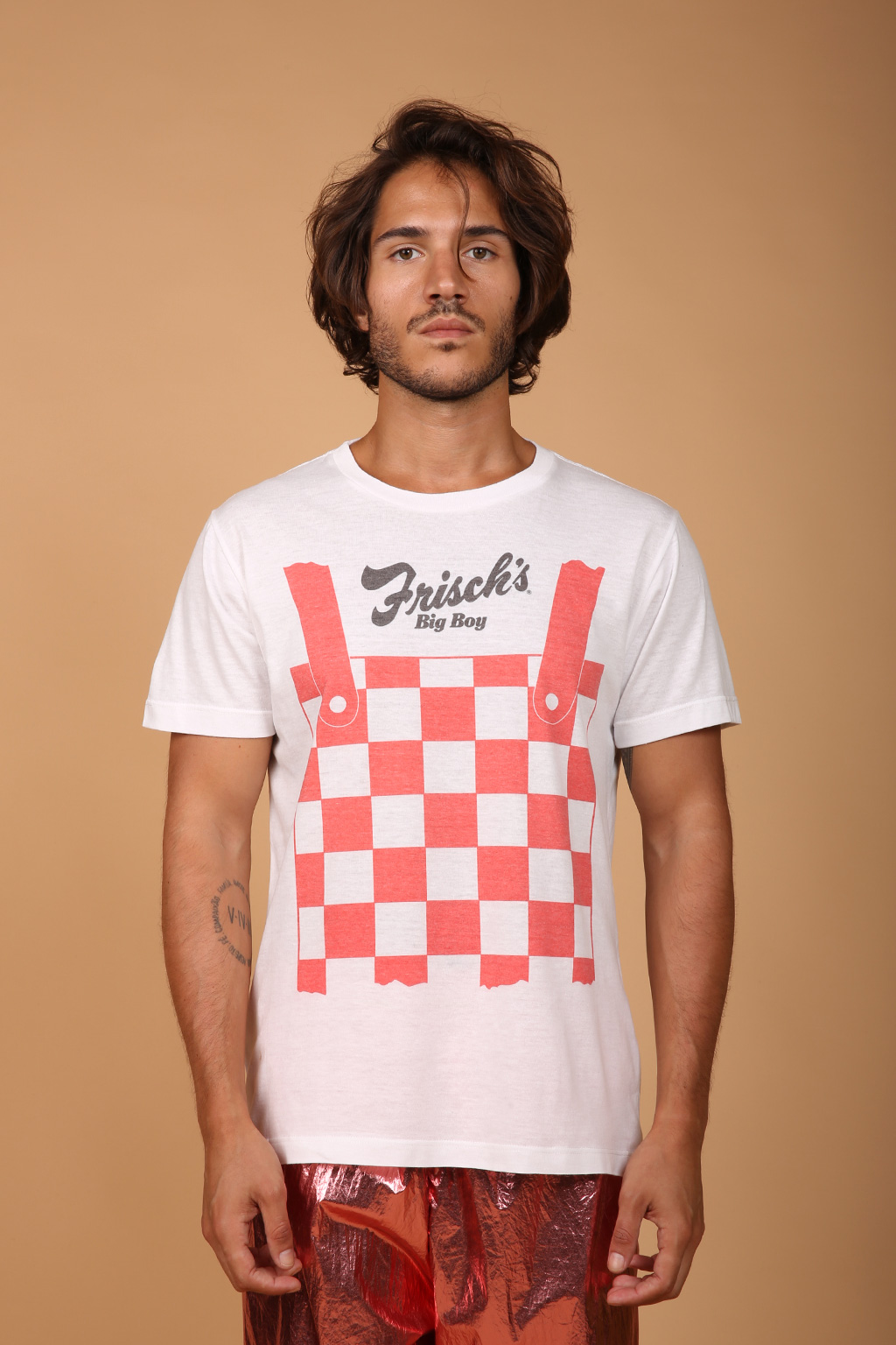 Camiseta estampada Frischs - Compre - AMP Loja Online